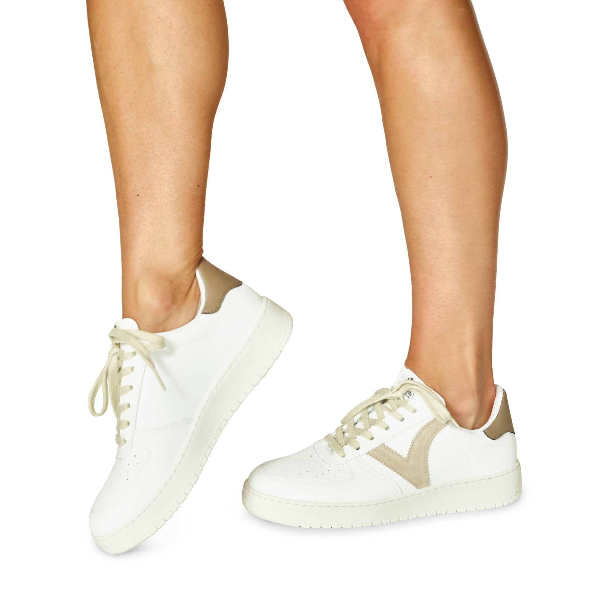 Victoria Jade Sneaker